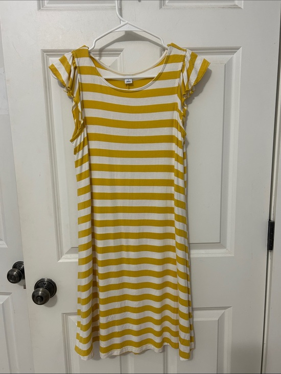 Old Navy | Dresses | Old Navy Striped Flutter Short Sleeve Swing Dress ...
